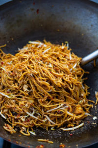 Malaysian Fried Noodles (Mamak Style Mee Goreng) - Wok & Skillet