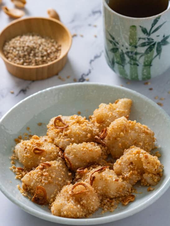 Easy Muah Chee (Chinese Peanut Mochi) Steamer or Microwave - Wok & Skillet