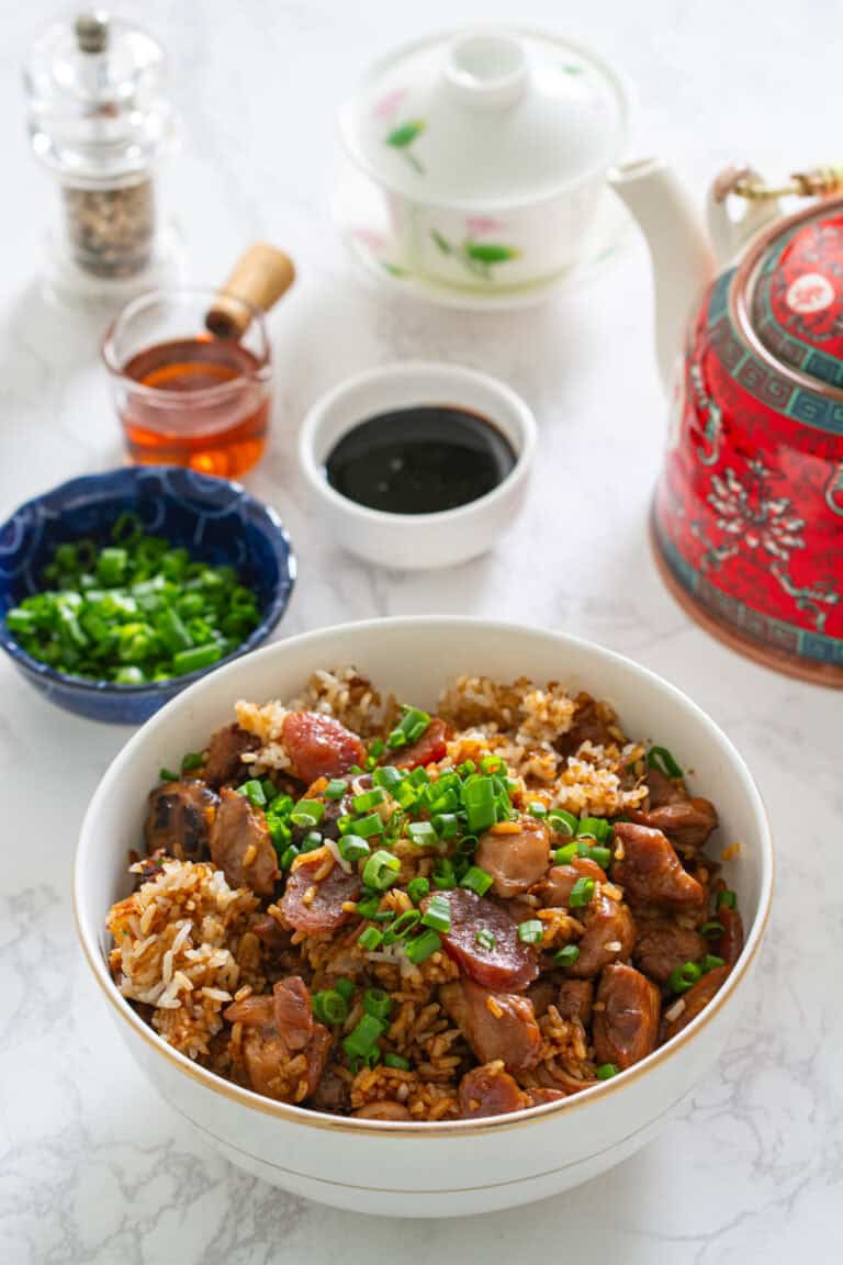 Rice Cooker Claypot Chicken Rice - Wok & Skillet