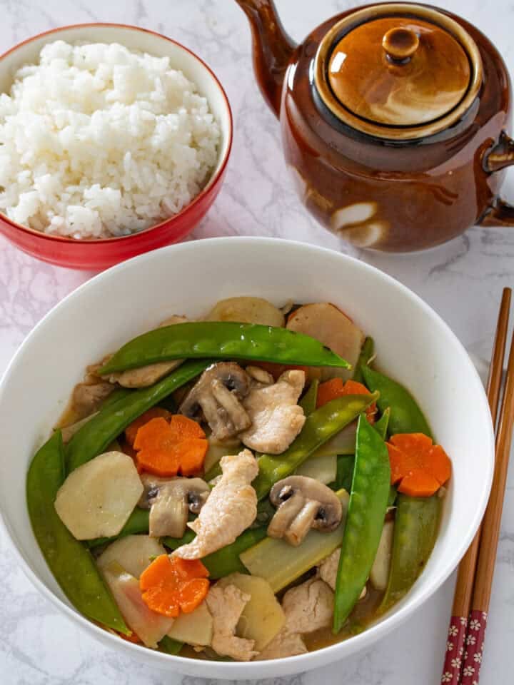 Moo Goo Gai Pan Recipe – Easy Chicken and Mushroom Stir-Fry